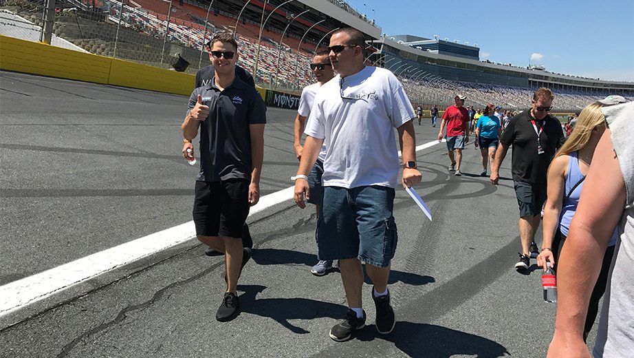 NASCAR Fit Row: Reed takes center at Lilly's Track Walk