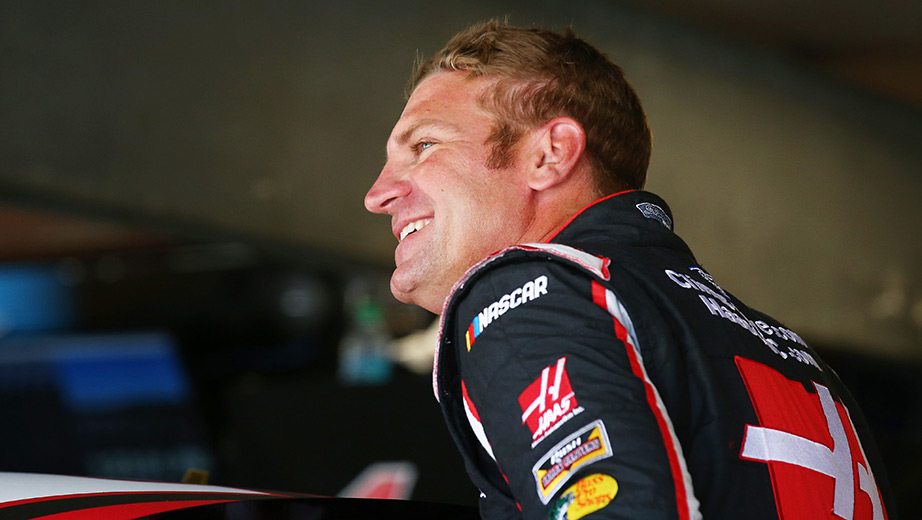 Clint Bowyer leads final practice at Martinsville - Official Site Of NASCAR