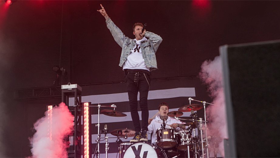 Machine Gun Kelly to perform at Monster Energy All-Star Race