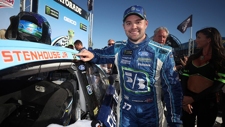 Stenhouse win has Roush eyeing much more in '17 - Official Site Of NASCAR