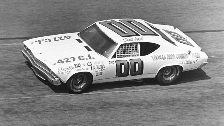 Cole Custer honoring Xfinity Series champion Sam Ard