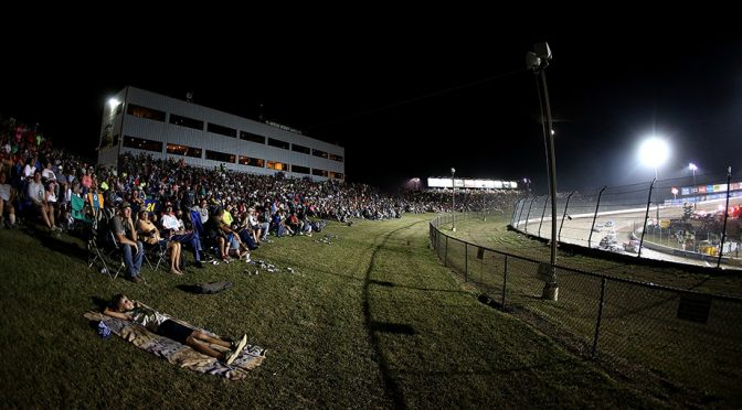 Truck Series Eldora Speedway race format explained | NASCAR.com