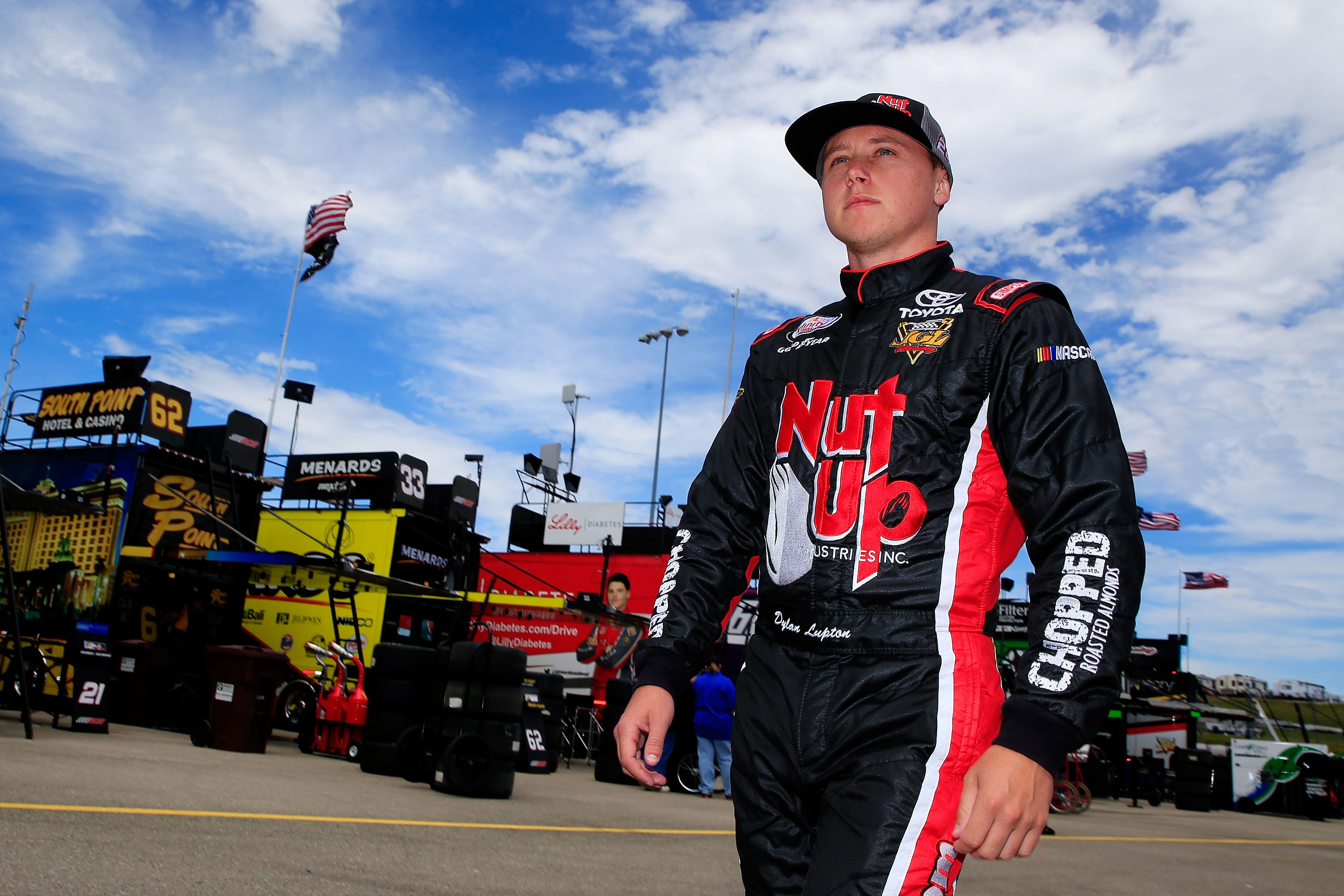 Dylan Lupton paying tribute to Jeff Gordon in big way at Darlington