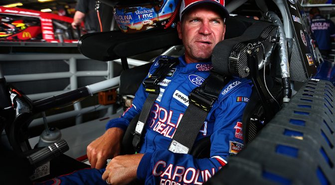 Clint Bowyer's playoff hopes hindered at Darlington | NASCAR.com