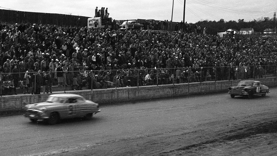 Martinsville revels in history on 70th anniversary | NASCAR.com