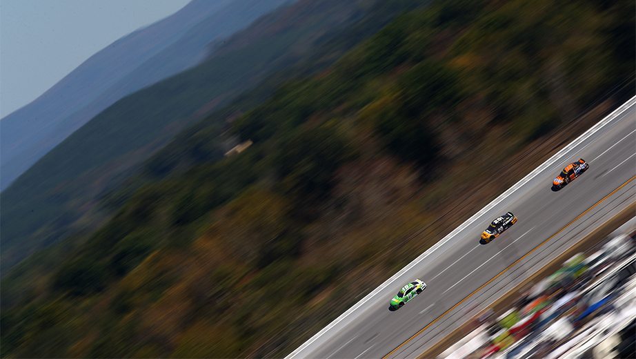 Hamlin edges in, bold Talladega strategy pays off for JGR - Official ...