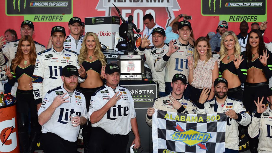 No. 2 crew team talks winning formula at Talladega | NASCAR.com