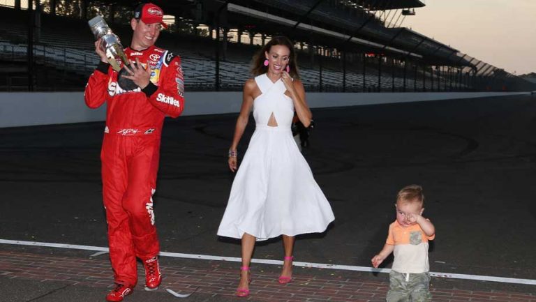 Cain: Kyle Busch, Toyota in driver's seat as Chase approaches ...