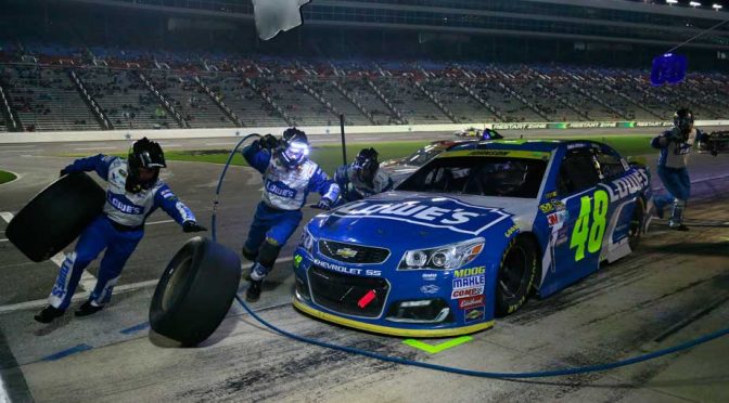 Top pit crews of 2016 as voted on by coaches - Official Site Of NASCAR