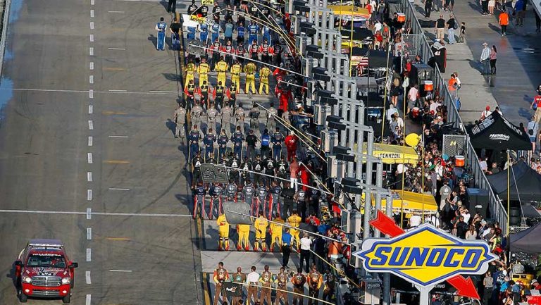 Sprint Cup Championship 4 pit crews ready for Miami - Official Site Of ...