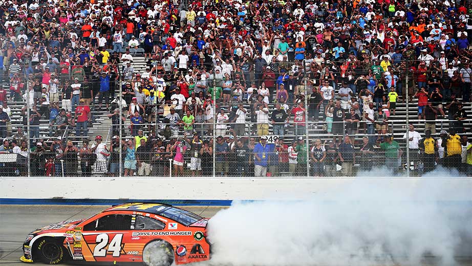 Dover begins work on new catch fence - Official Site Of NASCAR