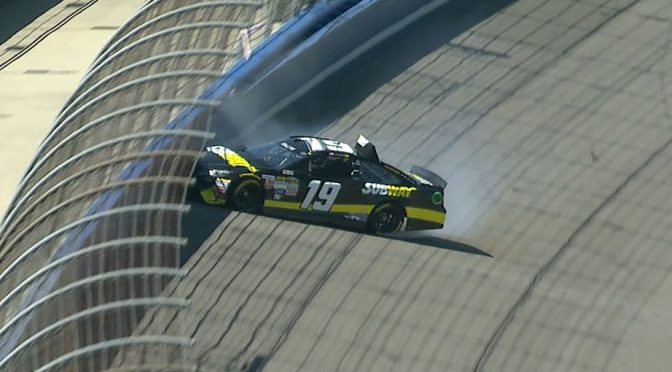 Practice crash sends Edwards to backup car - Official Site Of NASCAR