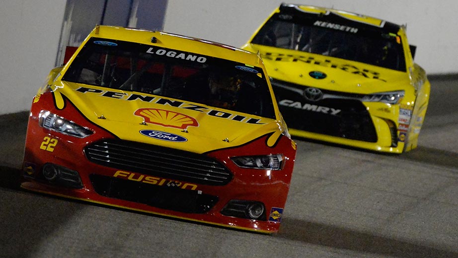 Logano, Kenseth on opposite ends of Chase spectrum - Official Site Of ...