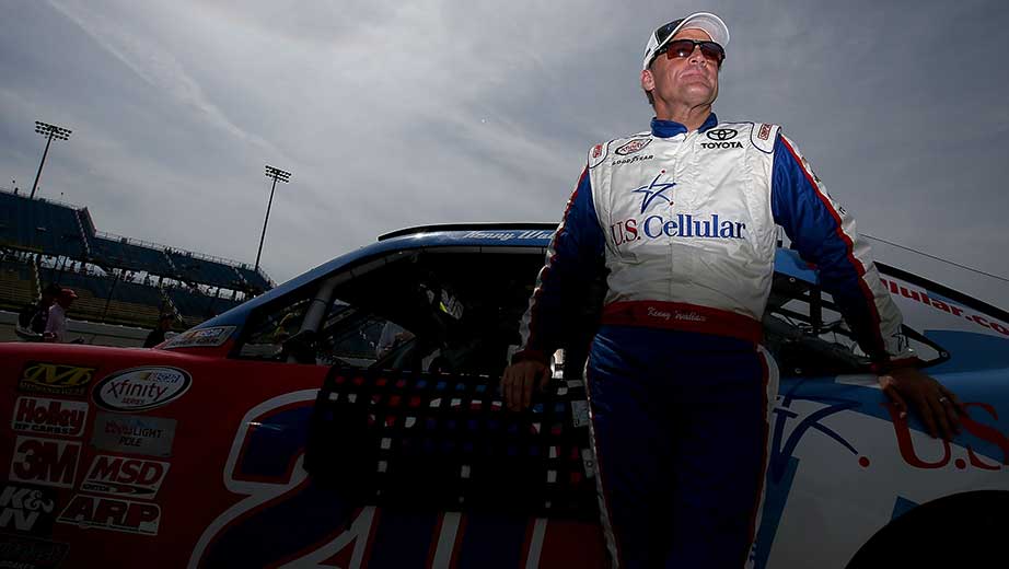 Wallace treated to thriller in final start - Official Site Of NASCAR