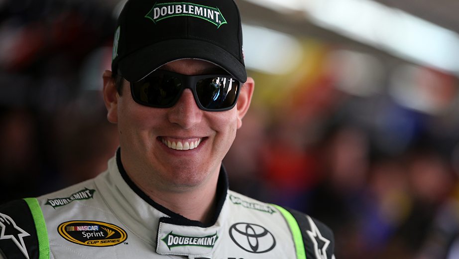 Kyle Busch wins Coors Light Pole at Charlotte - Official Site Of NASCAR