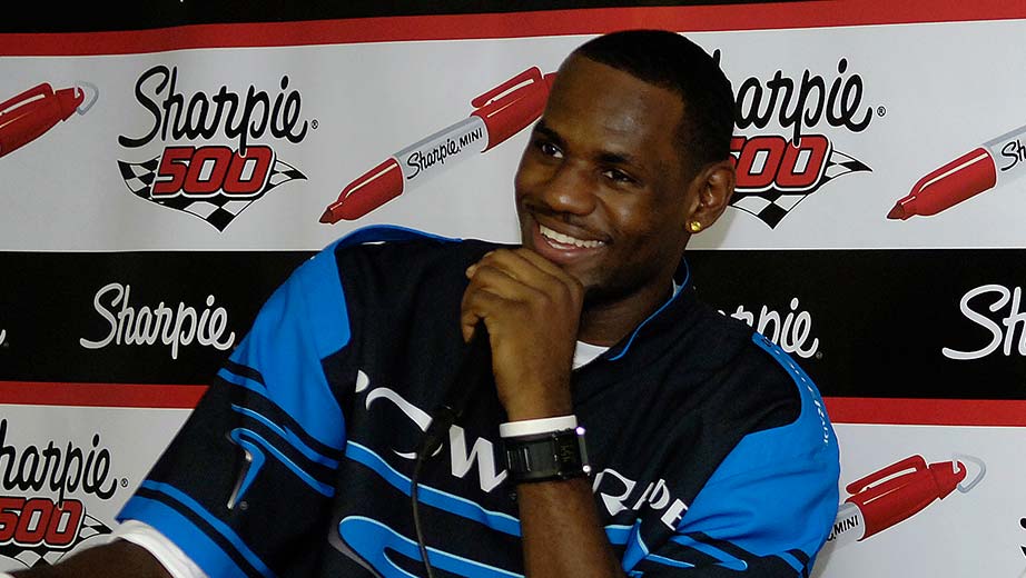 Roush taps LeBron ties for Bubba sponsorship - Official Site Of NASCAR