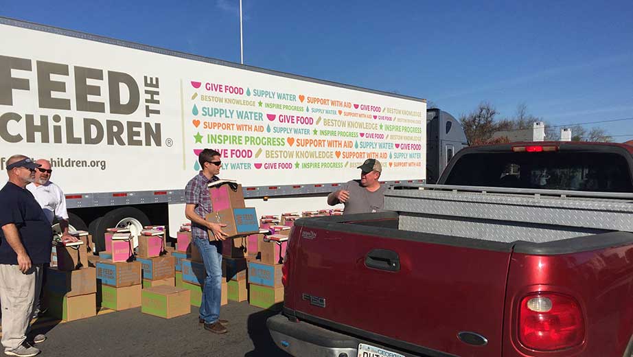 David Ragan gives back in Georgia hometown - Official Site Of NASCAR