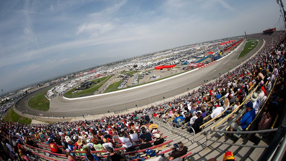 Live chat: Auto Club - Official Site Of NASCAR