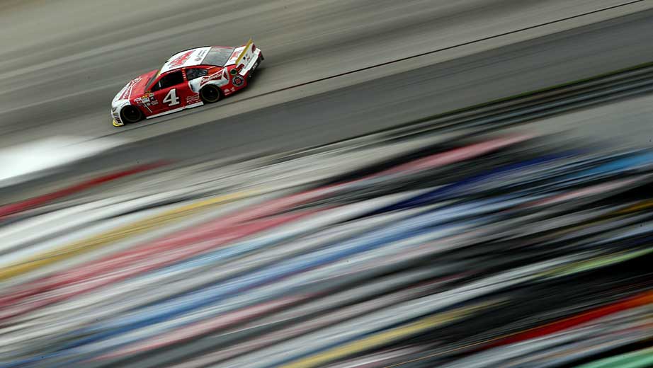 Pressure produces another gem from Harvick - Official Site Of NASCAR