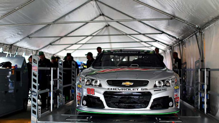 Crew chiefs sound off on inspection process - Official Site Of NASCAR