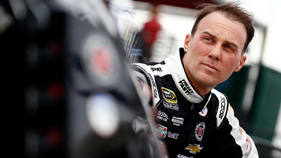 Kevin Harvick makes 500th consecutive start - Official Site Of NASCAR
