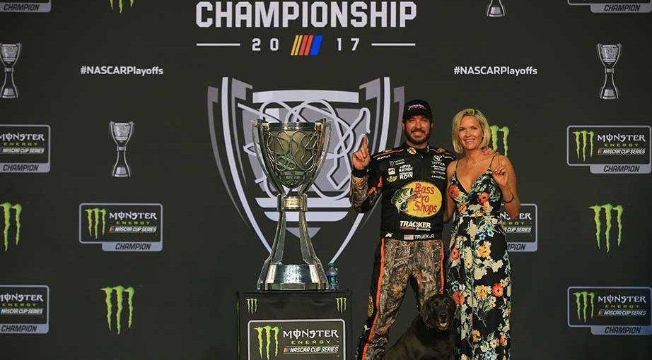 NBCSN to broadcast 2017 NASCAR awards banquet | NASCAR.com