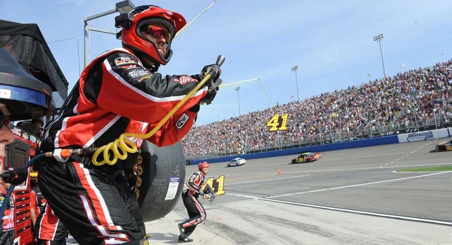 No. 41 SHR wins most valuable pit crew award | Official Site Of NASCAR