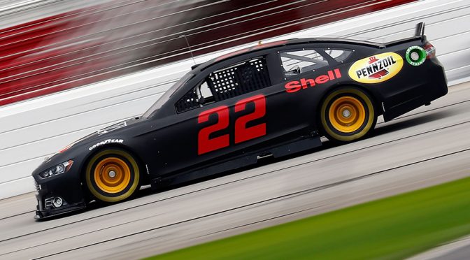 Drivers visit Atlanta to test '16 package - Official Site Of NASCAR