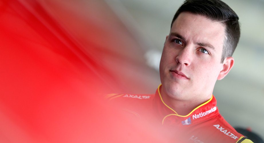 Alex Bowman reveals No. 88 Axalta paint scheme for 2018 | NASCAR.com
