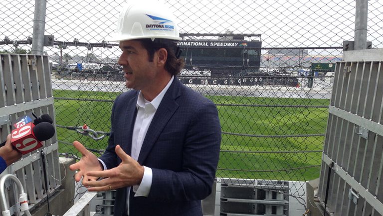 Daytona unveils revised crossover gate - Official Site Of NASCAR