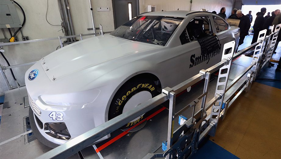 New lasers make measurements easier - Official Site Of NASCAR