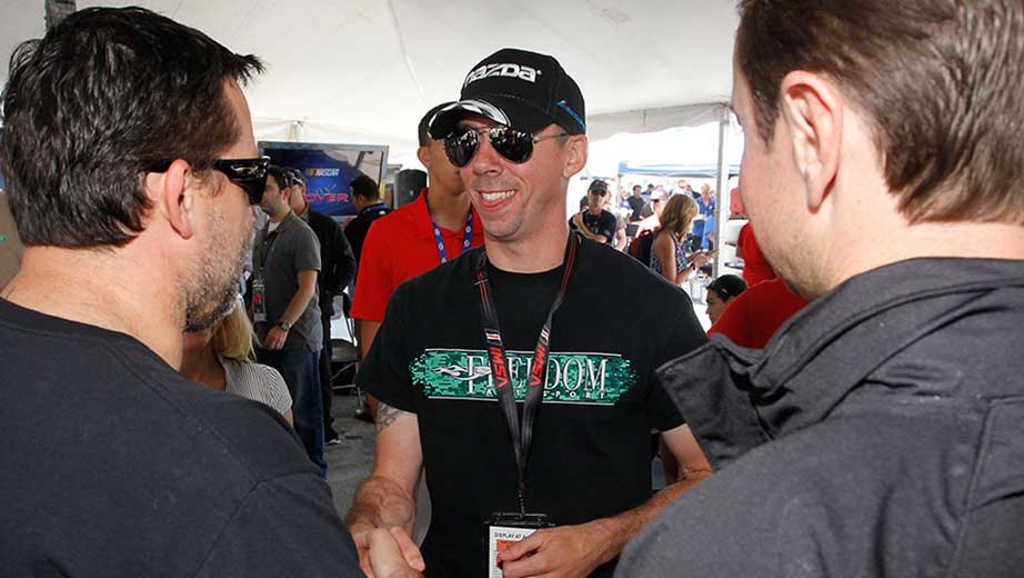 Active duty Marine, racer brings message to NASCAR - Official Site Of ...