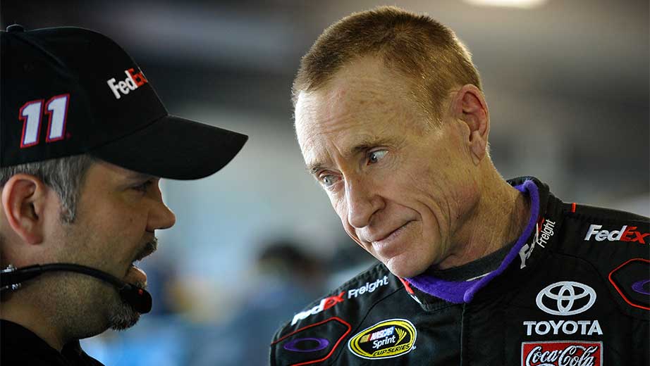 Martin finishes in top 10 in No. 11 - Official Site Of NASCAR