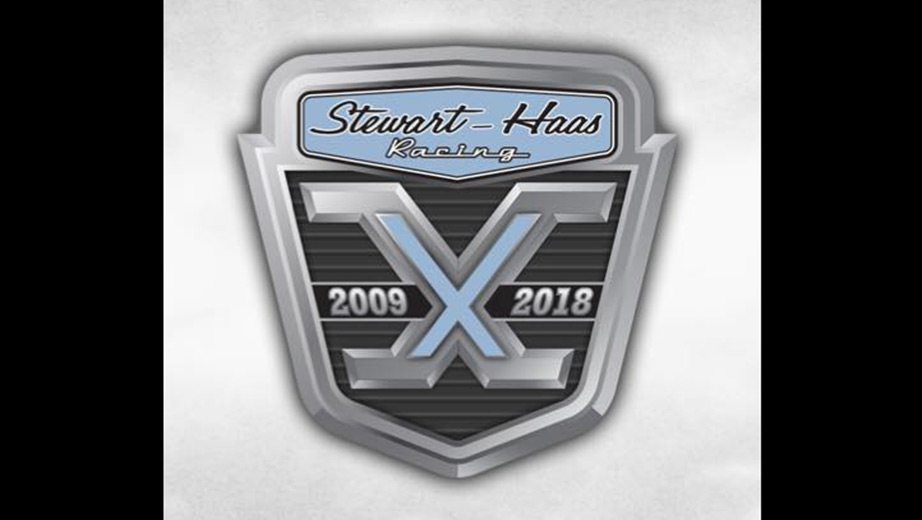 Stewart-Haas Racing: A day at the shop | NASCAR.com