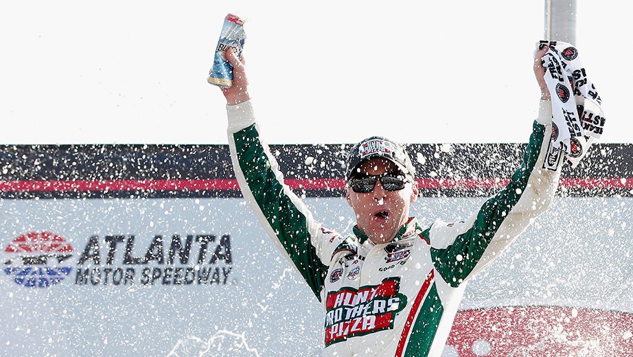 Kevin Harvick pours it on for Xfinity victory at Atlanta - Official ...