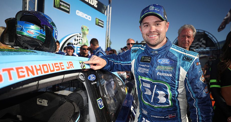 Bump-drafting & Boulevard: Stenhouse loves racing at Talladega | NASCAR.com