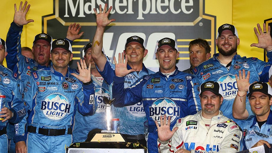 Crew Call: Inside the No. 4 team's success | NASCAR.com