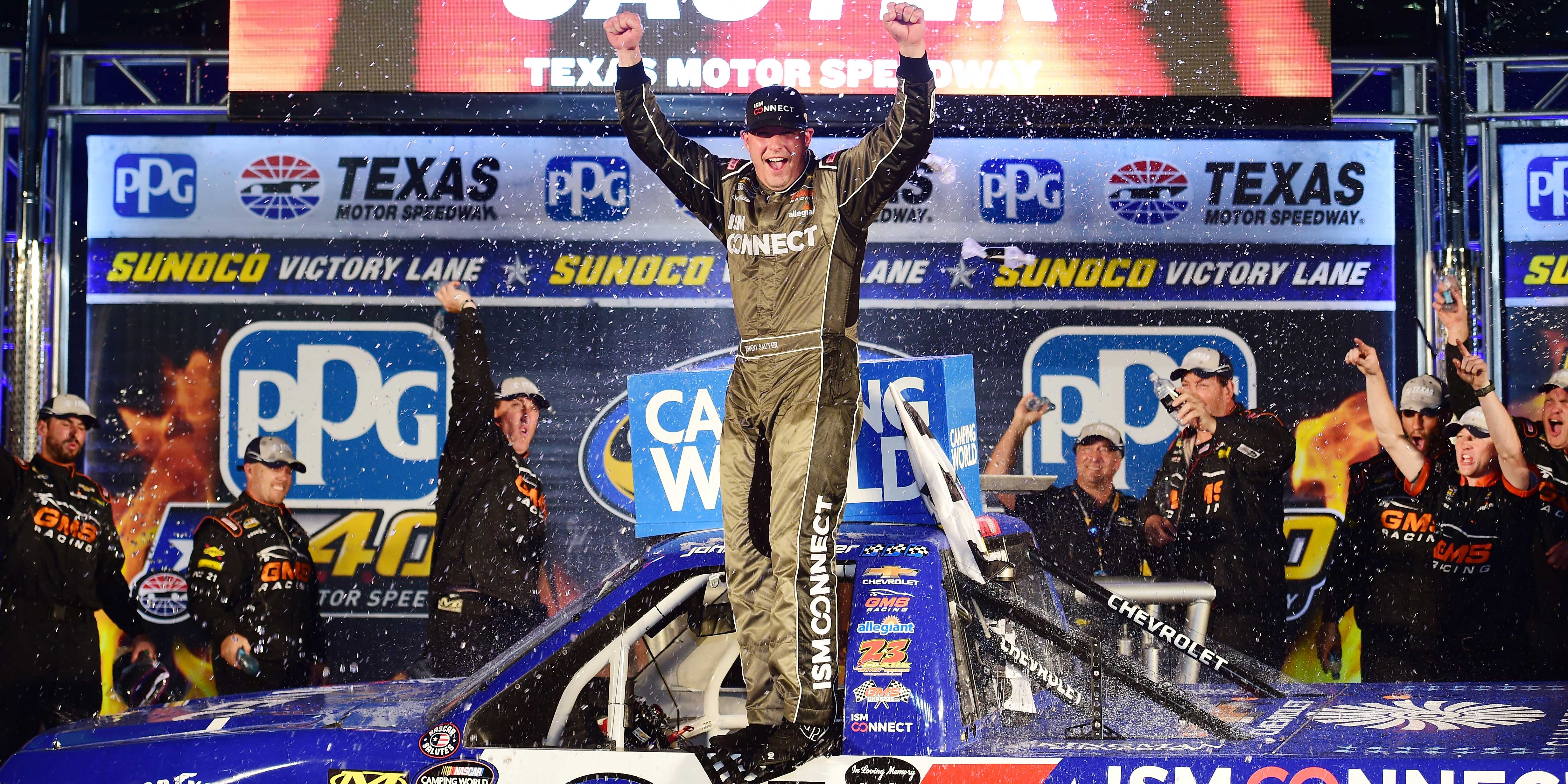 Johnny Sauter holds off Stewart Friesen for Texas win | NASCAR.com