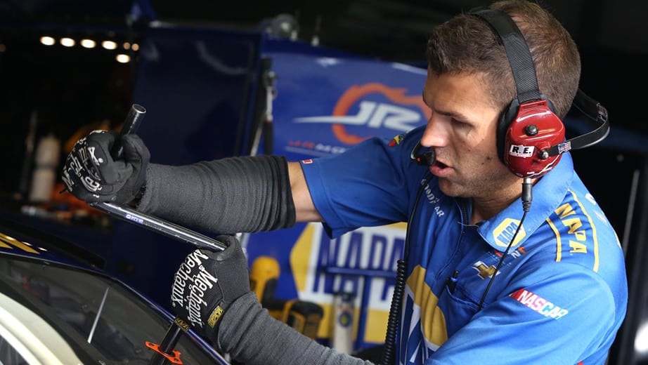 Travis Mack returns to JR Motorsports as No. 5 crew chief | NASCAR.com