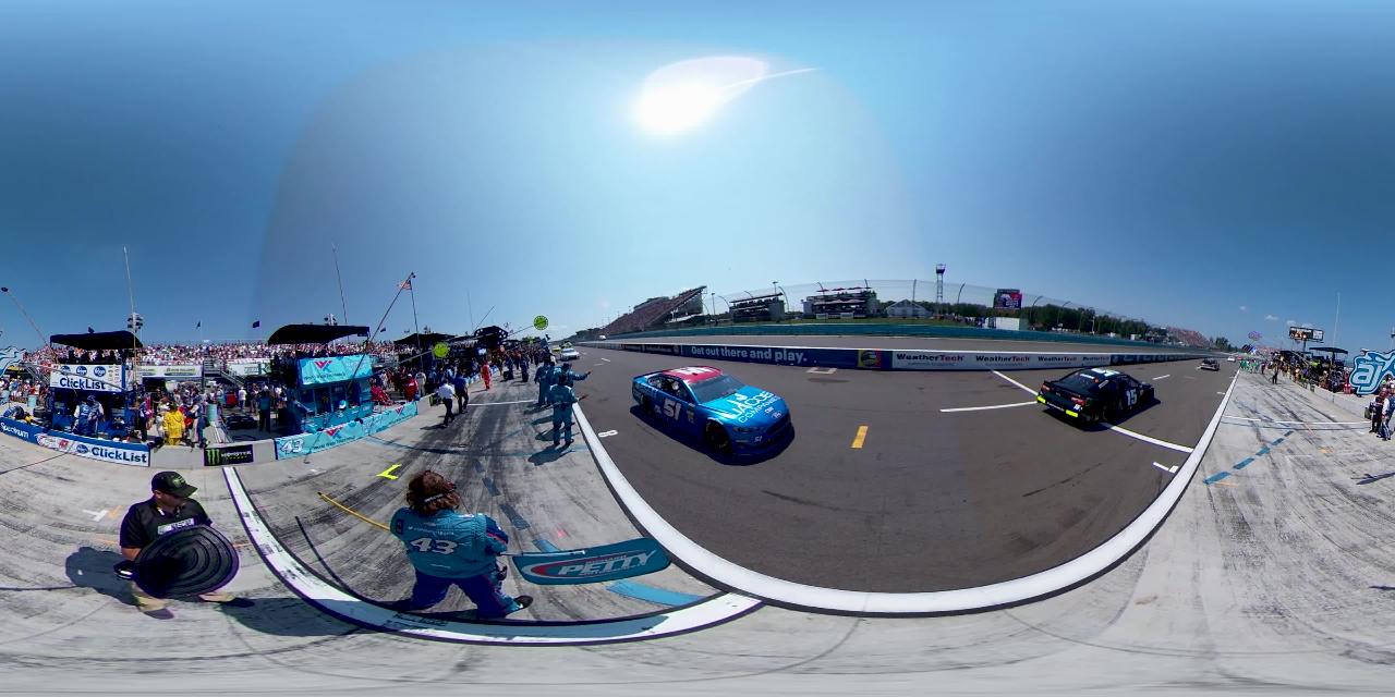 43 Crew Pit Here Sign 360 - Official Site Of NASCAR