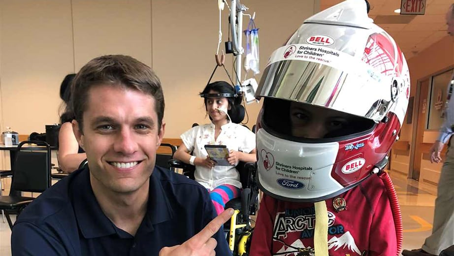 David Ragan's commitment to kids shines at Shriners Hospital | NASCAR.com