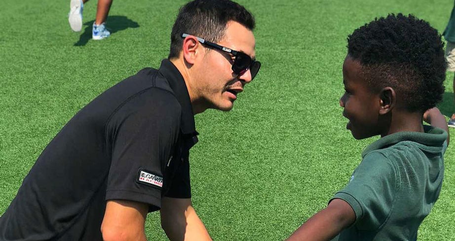 Larson, crew visit Meeting Street Academy in Charleston | NASCAR.com