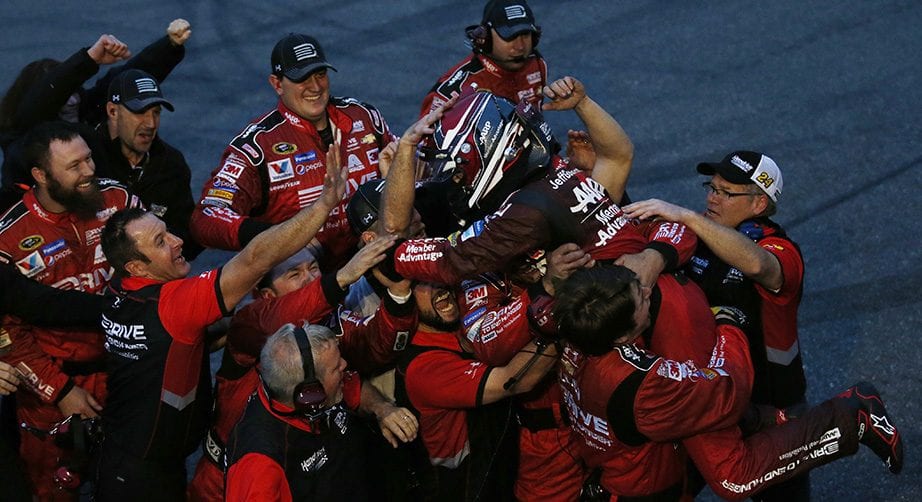 Best Victory Lane celebrations from Martinsville fall races | NASCAR.com