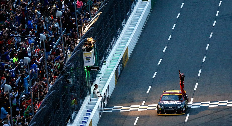 From the Vault: Jeff Gordon wins final career race | NASCAR.com