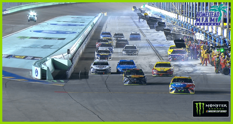 Kyle Busch holds onto lead thanks to pit stall | NASCAR.com
