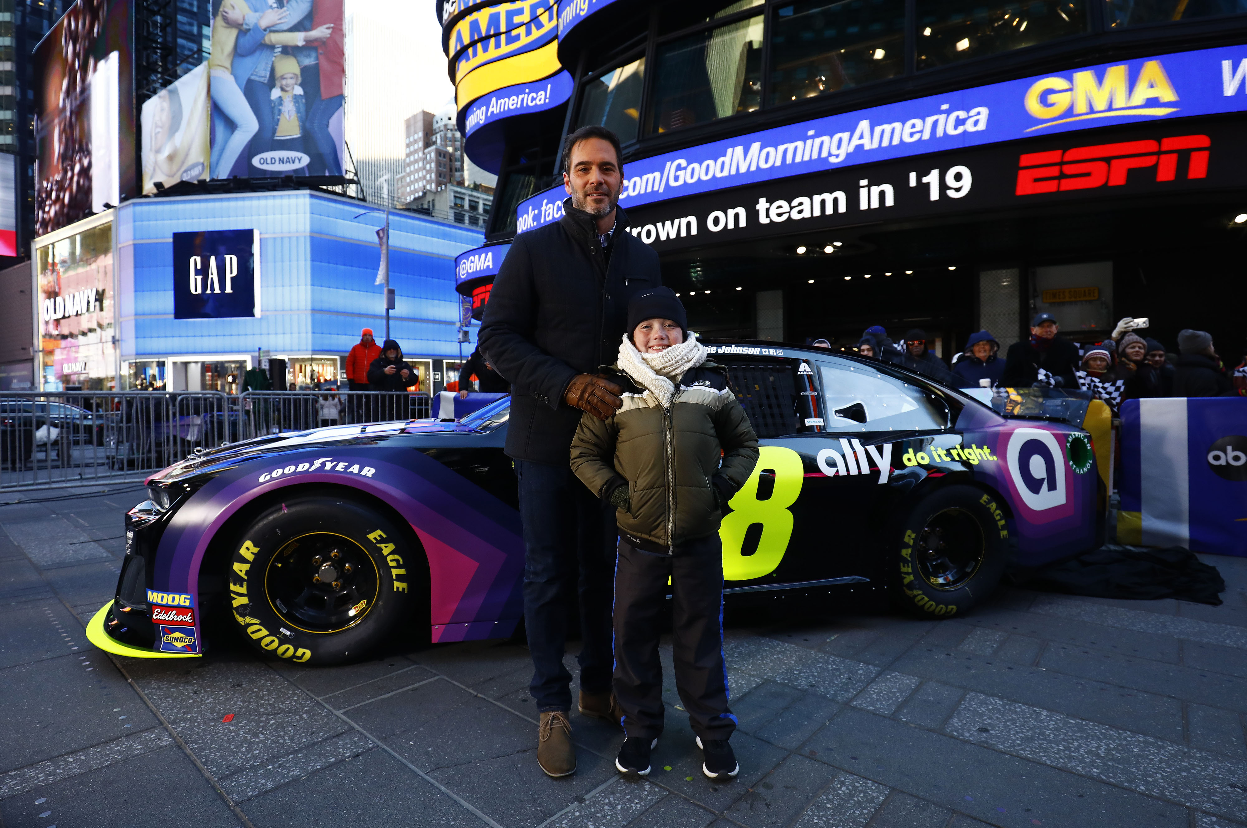 Every angle of Jimmie Johnson's No. 48 Ally paint scheme | NASCAR.com