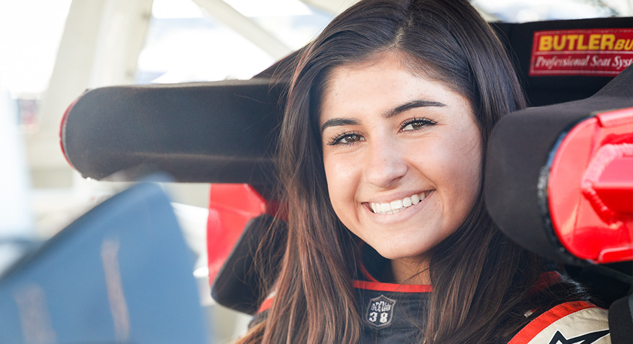 Trackside Live gets ready to light up Las Vegas | NASCAR.com