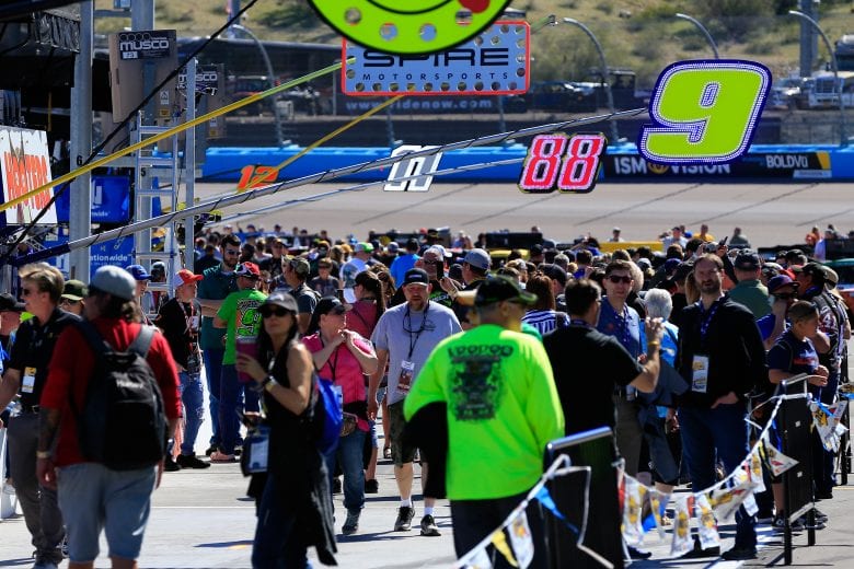 @nascarcasm recaps 2019 Phoenix 1 in photos - NASCAR.com