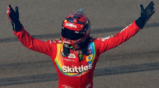 Kyle Busch passes Ryan Blaney late for Phoenix win | NASCAR.com
