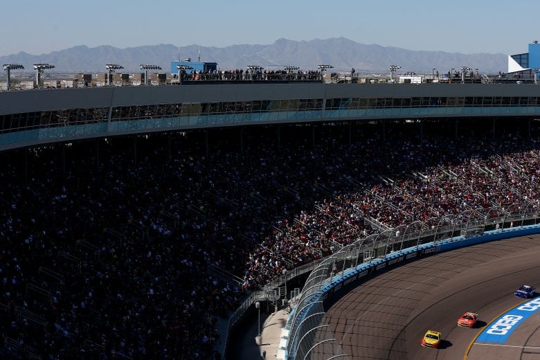Five to Watch: Hottest story lines for ISM Raceway | NASCAR.com